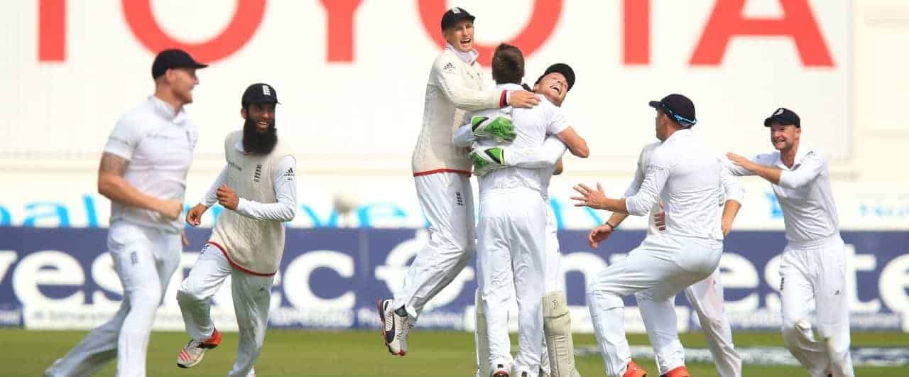 England regain Ashes after Aussie bashing at Trent Bridge
