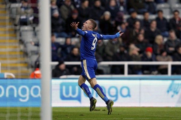 Vardy 2-1 to break Premier League goalscoring record