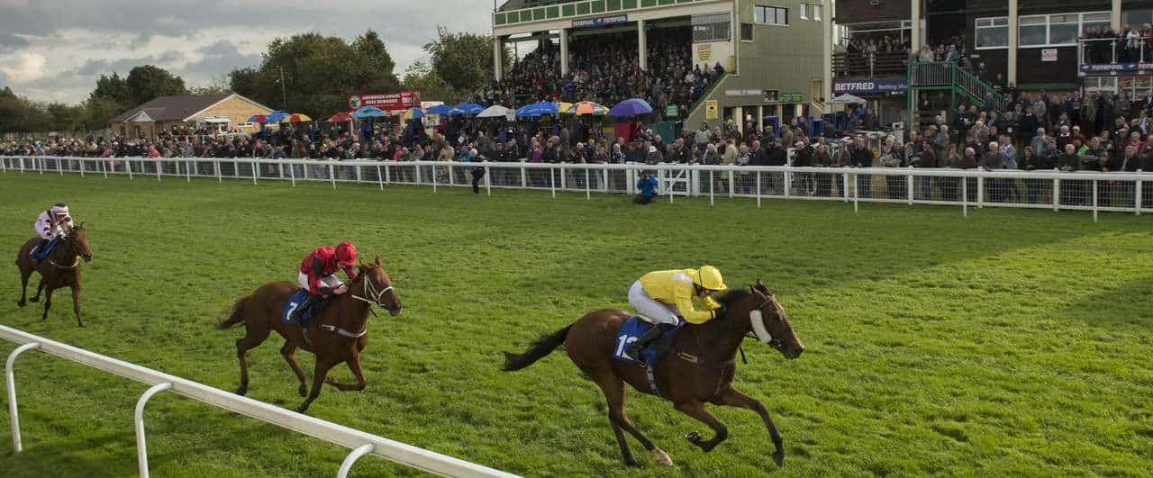 Salisbury preview: Mayfair Lady can complete hat-trick