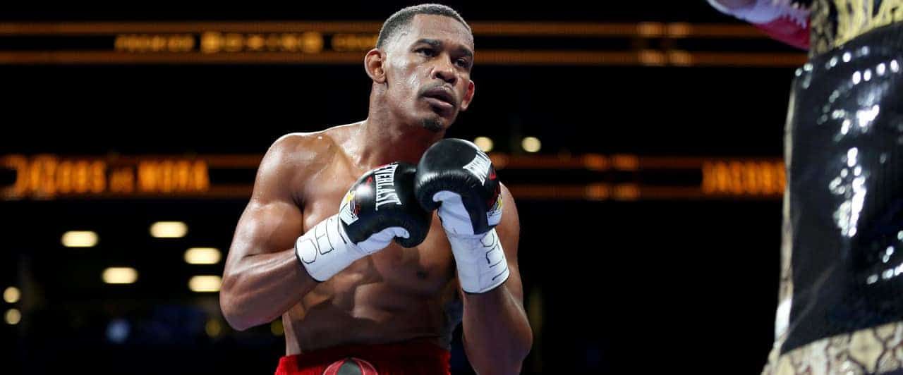 Jacobs defends WBA title against Quillin in Battle for Brooklyn
