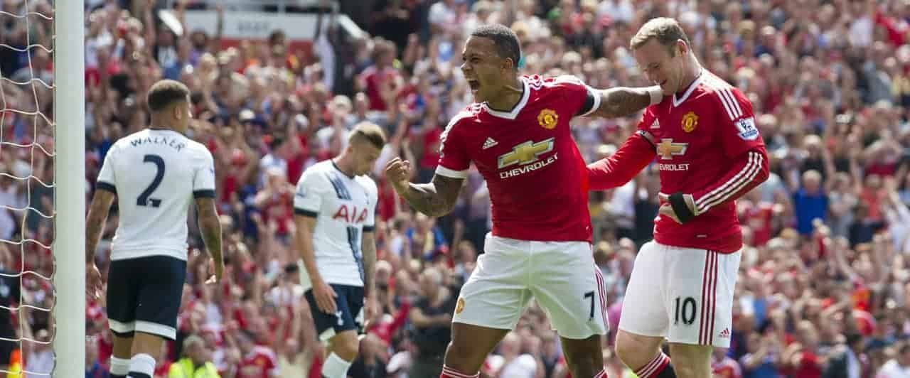 Tottenham own goal hands Man Utd opening day victory